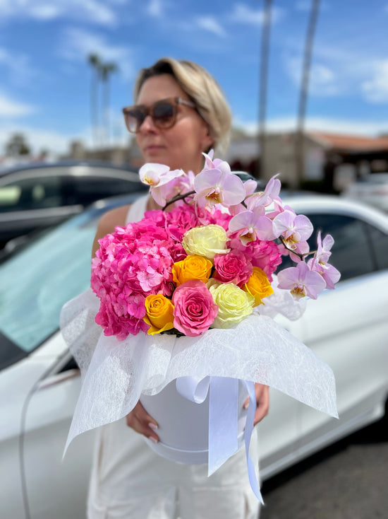 Aphrodite flower box – Imagine Flowers